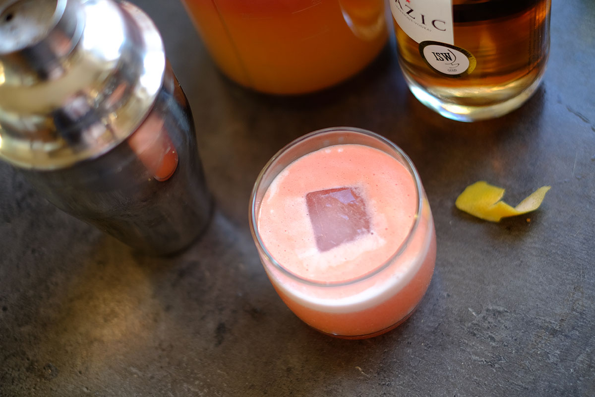 Grapefruit Vodka Sour – Bei Freunden
